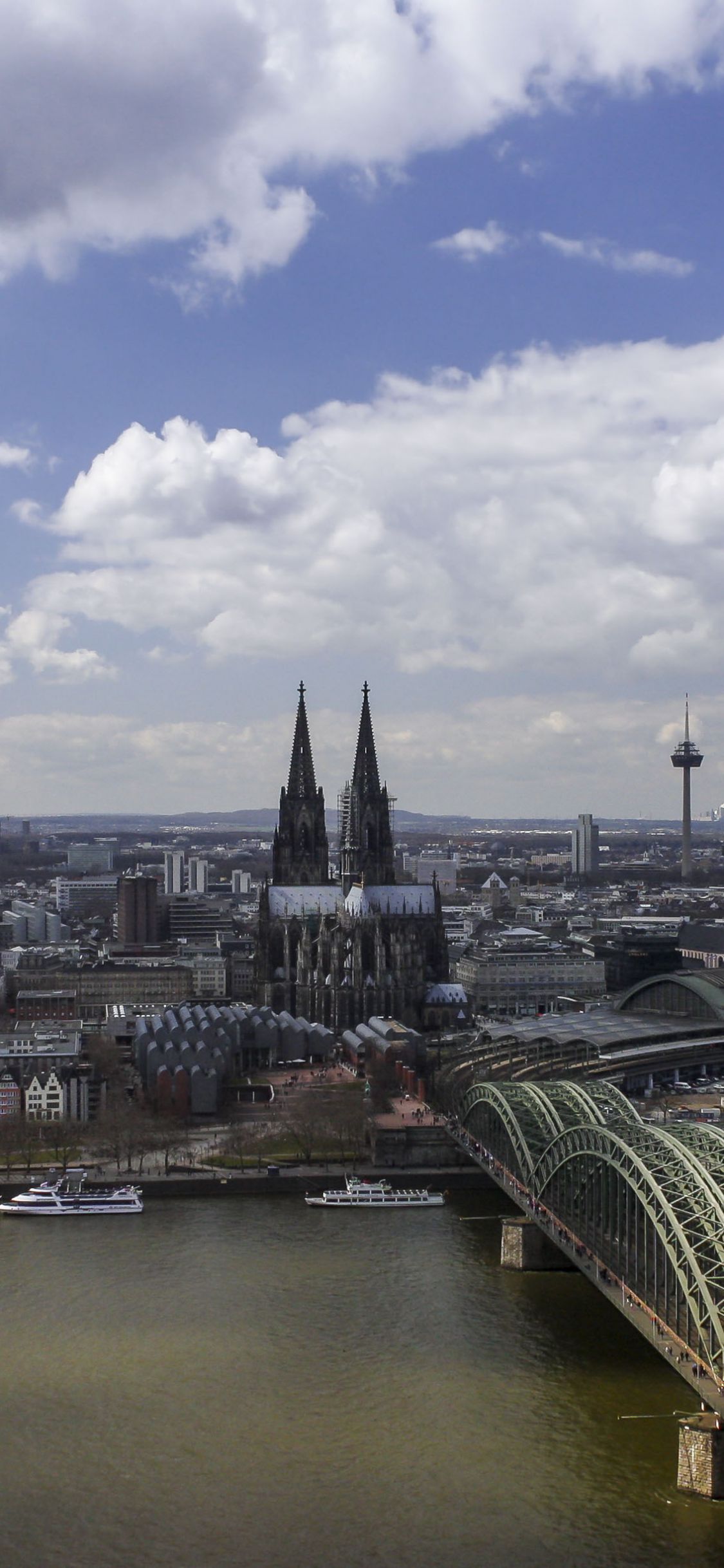 Blick auf Köln – Hintergrundbilder.de